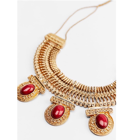 Zara | Jewelry | Zara Stone Metal Necklace Golden | Poshmark